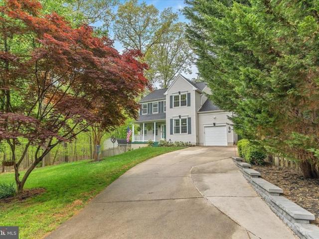 1805 Disney Estates Cir, Severn, MD 21144
