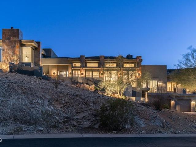 1805 E Rocky Slope Dr, Phoenix, AZ 85048