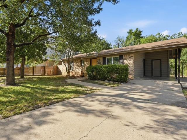 1805 Fair Oaks Dr