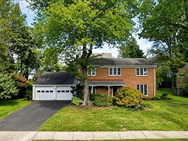 1805 Great Falls St, McLean, VA 22101