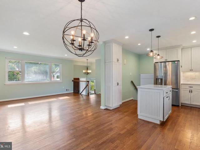 1805 Ingemar Court