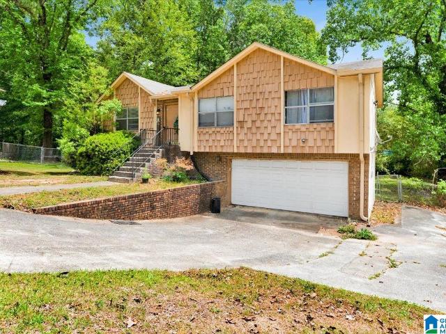 1805 Lyle Drive