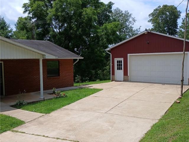 1805 Lee Creek Rd