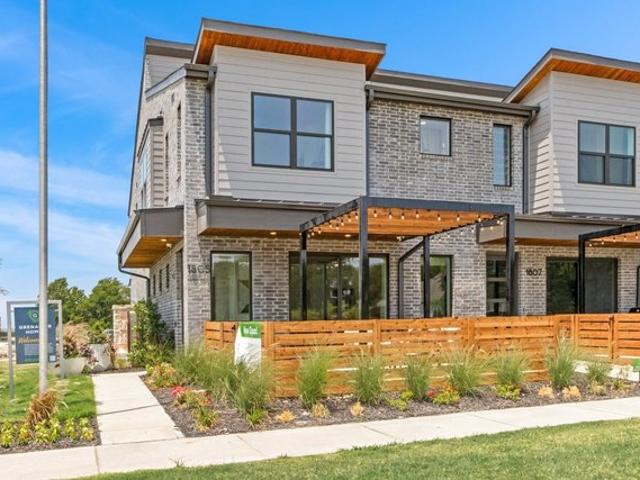 1805 Parkview Dr, Melissa, TX 75454