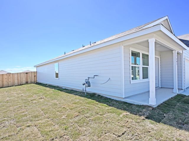 1805 Stonechat, New Braunfels, TX 78130 | MLS #1951 | Compass