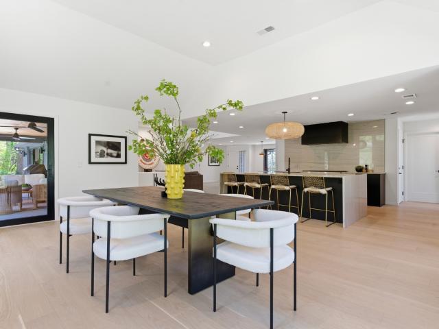 1805 Stonehaven Ct