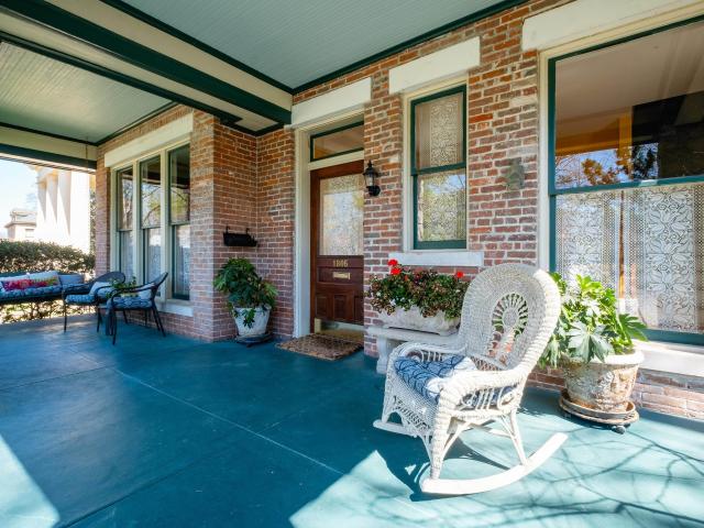 1805 S Arch Street