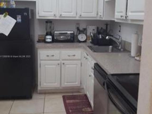 1805 Sans Souci Blvd #423, North Miami, FL 33181