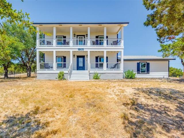 1805 Spring Valley Dr, Dripping Springs, TX 78620