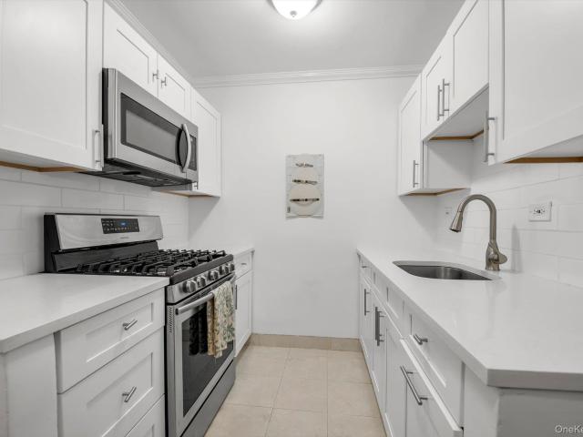 1805 th Street 5C