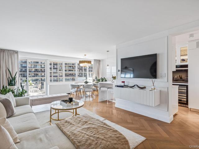 1805 th Street, Unit 8M | Compass