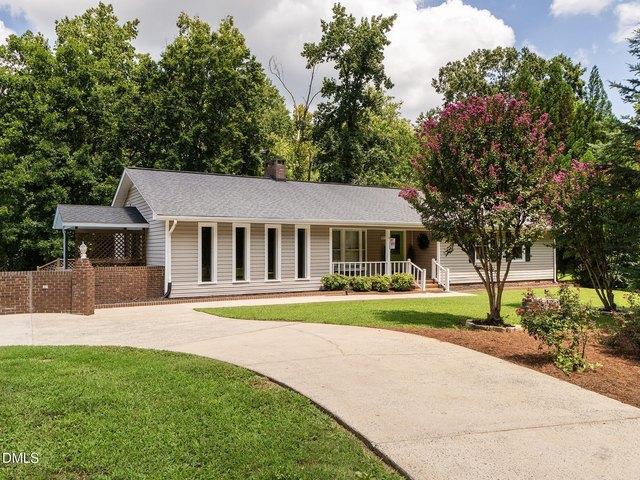1805 Travis Ln, Burlington, NC 27217