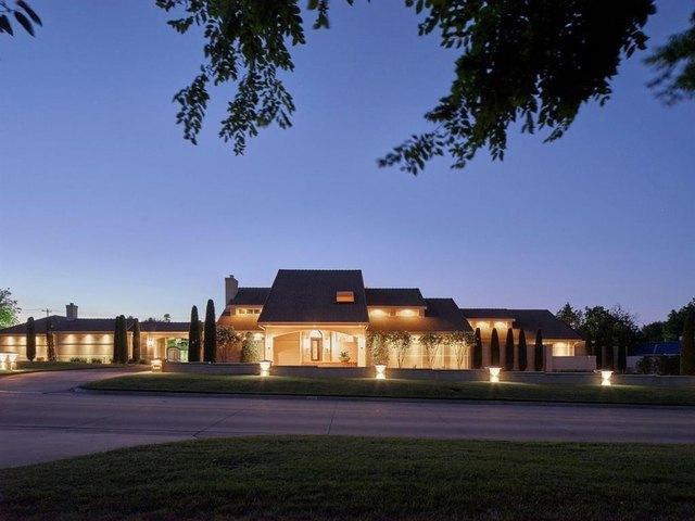 1805 W Wilshire Blvd, Nichols Hills, OK 73116