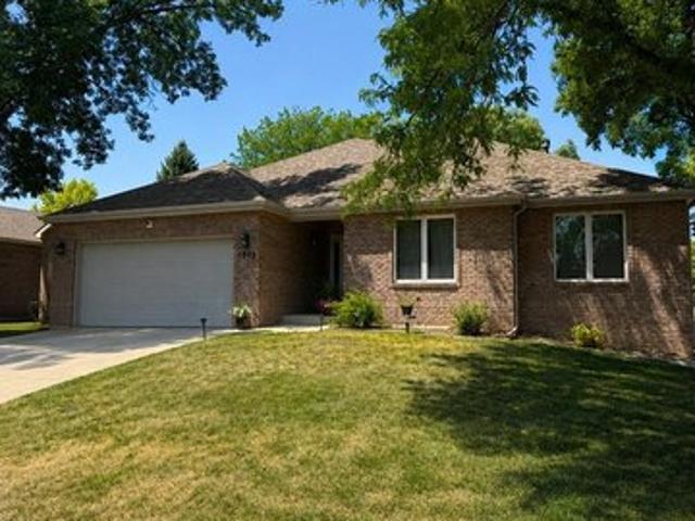 1805 44th Avenue Ct, Greeley, CO 80634