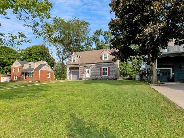 1805 6th Ave, St. Joseph, MO 64505 | Compass