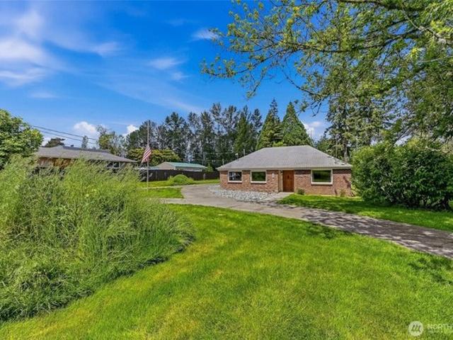 1805 80th St E, Tacoma, WA 98404