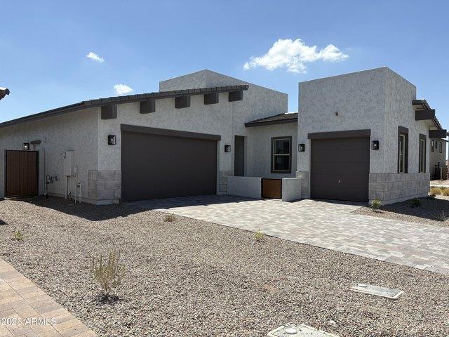 18069 W Larkspur Dr, Goodyear, AZ 85338