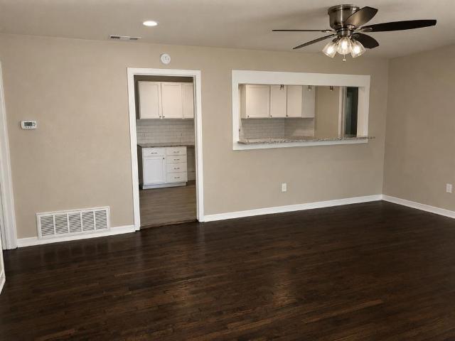 1806 Austin Drive