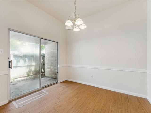 1806 Arbor Glen