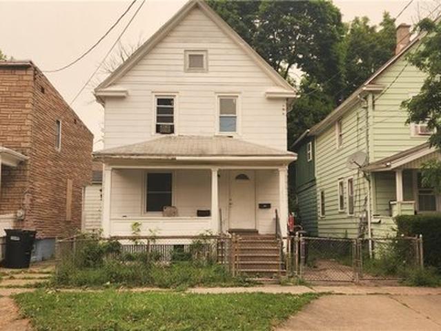 1806 Ferry Ave, Niagara Falls, NY 14301