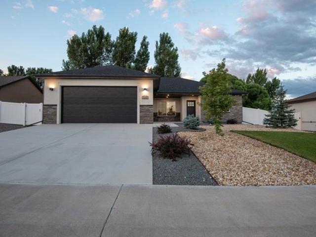1806 Galaxy Dr, Montrose, CO 81401