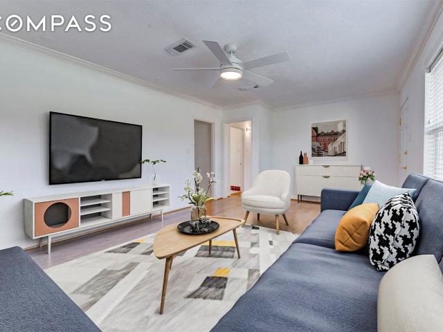 1806 Gardenia Dr, Houston, TX