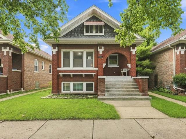 1806 Harvey Ave, Berwyn, IL 60402