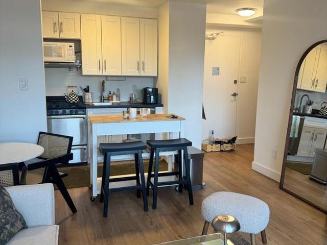 1806 Rittenhouse Square # 606