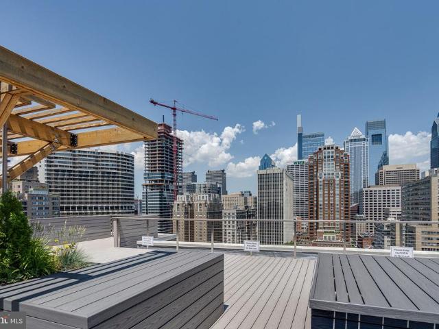 1806 Rittenhouse Square # 905