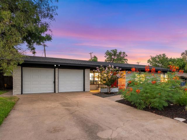 1806 Rogge Ln