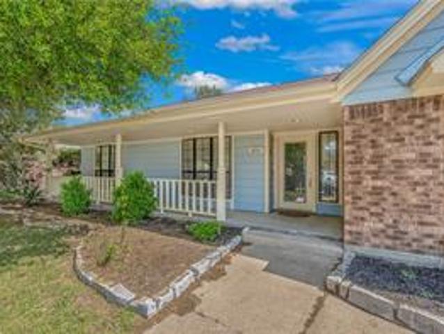 1806 Rosebud Court