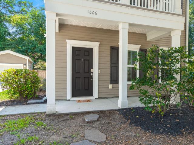 1806 Towne Street