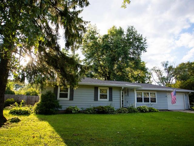1806 W Norwood Drive