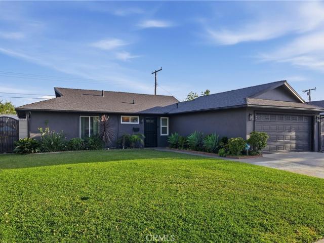 1806 W Saint Andrew