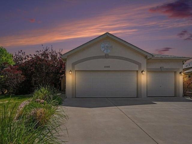 1806 74th Avenue Ct, Greeley, CO 80634