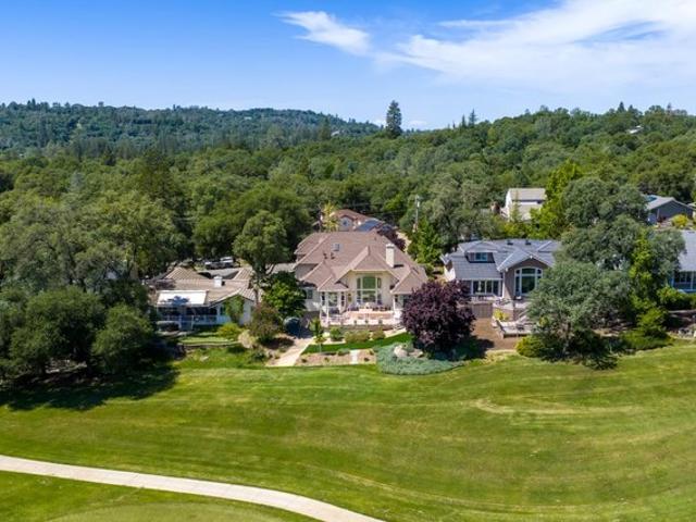 18073 Jayhawk Dr, Penn Valley, CA 95946