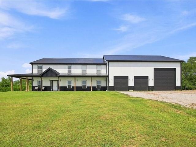 18076 SE 115th Rd, Edgerton, MO 64444