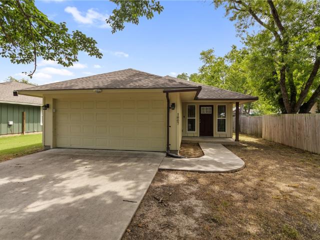 1807 Nuches Lane