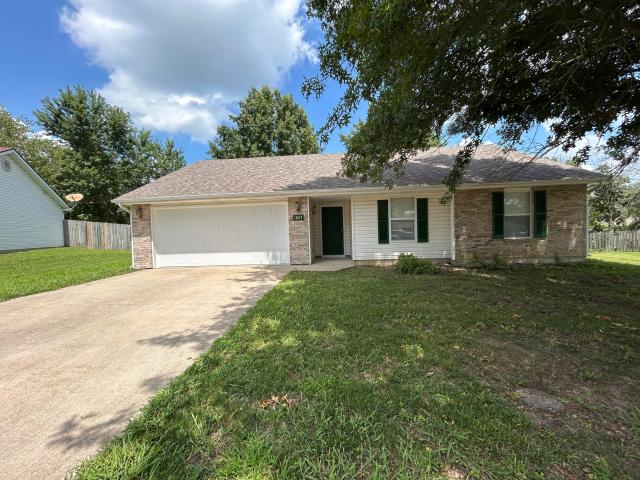 1807 n charleston cir