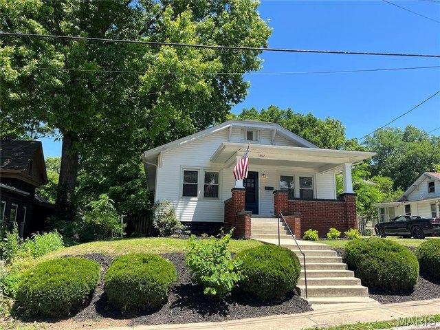 1807 Clawson St, Alton, IL 62002