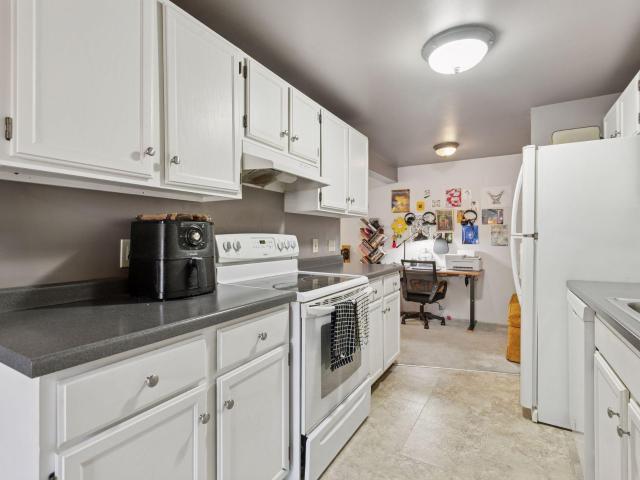 1807 Elliot Avenue # 4