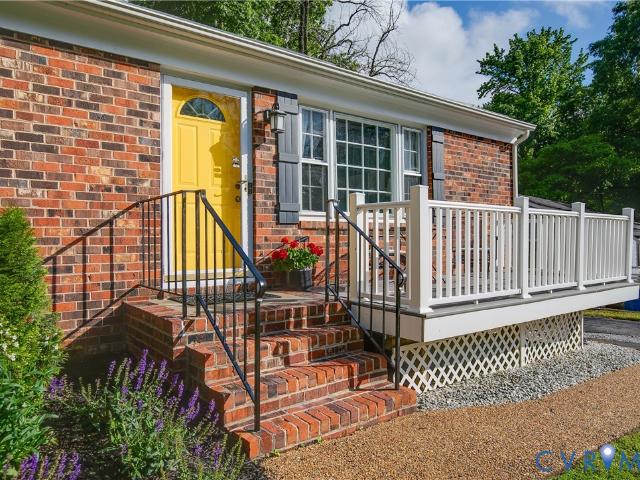 1807 Featherstone Drive