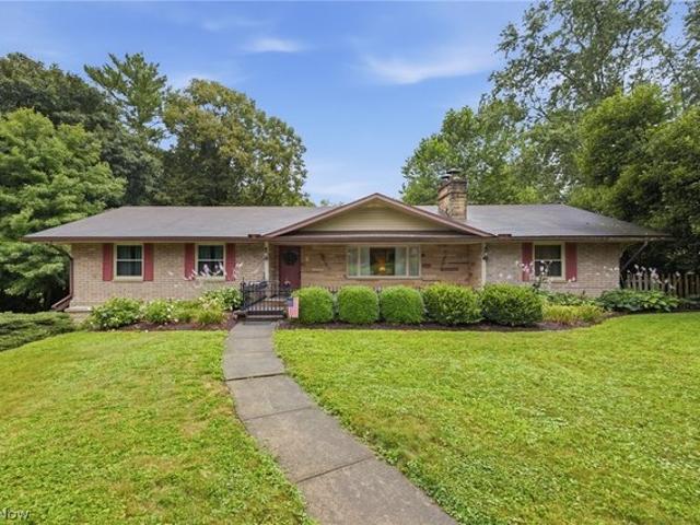 1807 Hanley Rd W, Mansfield, OH 44904