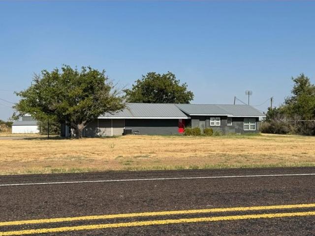 1807 TX 6, Quanah, TX 79252