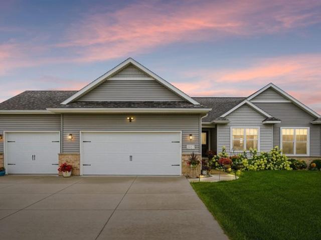 1807 Waxwing Way, Waterloo, IA 50701