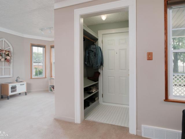 18083 Elizabeth Street