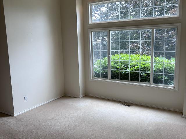 18080 sw jeremy st