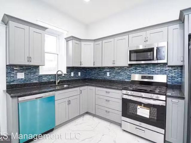 1808 North 26th Street V 1808 N 26th St
