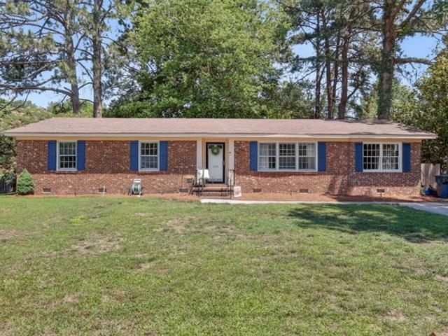 1808 Oakdale Dr W, Wilson, NC 27893