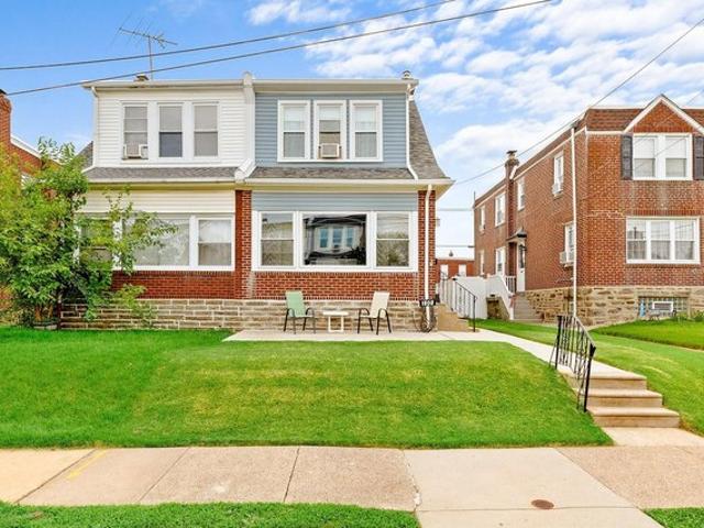 1808 Lansing St, Philadelphia, PA 19111